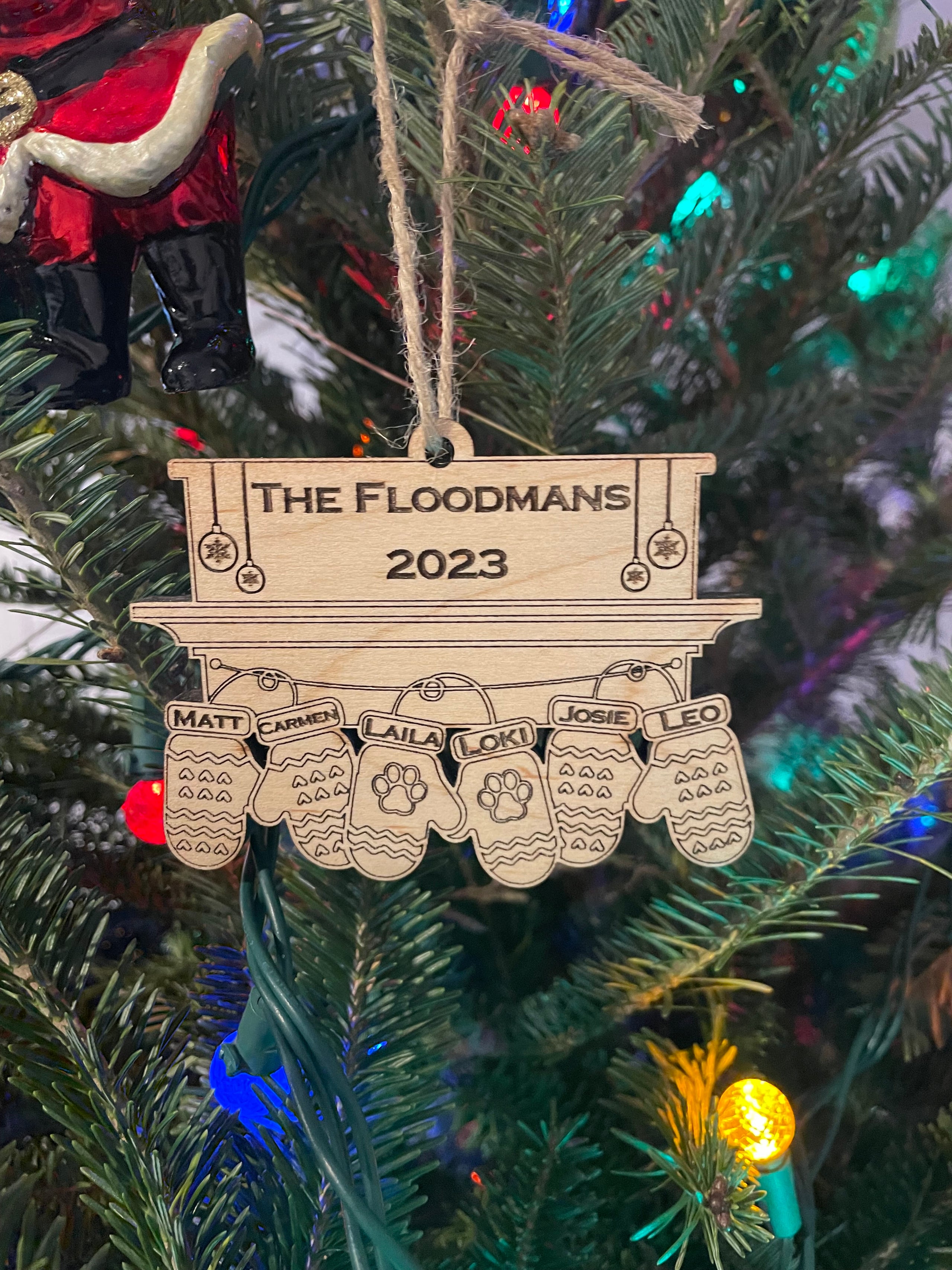 Personalized Family Mitten Ornament | Princeton Heights Woodworking